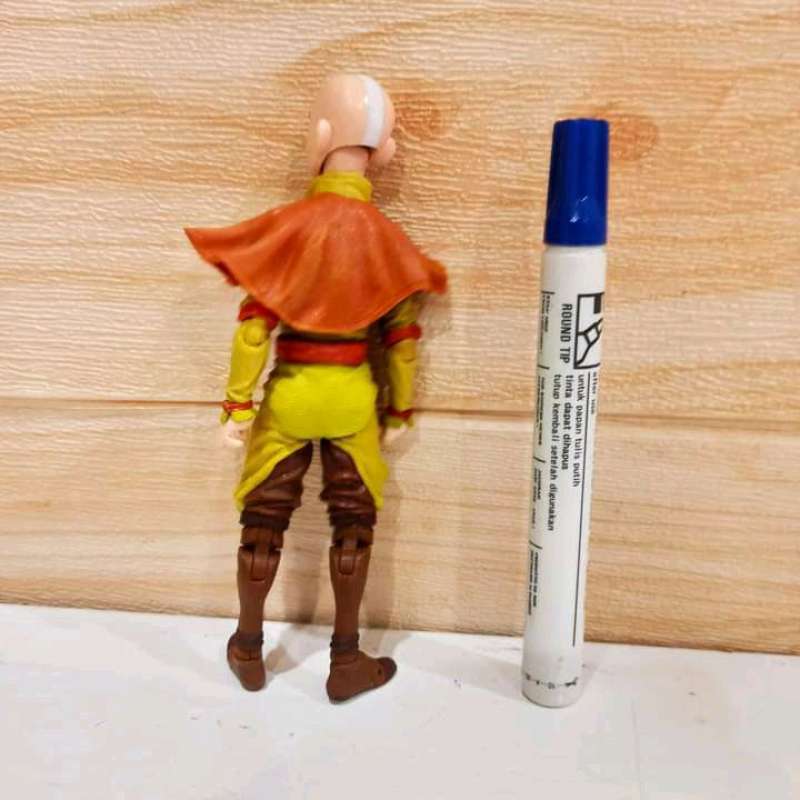 Jual mainan figure avatar the last air bender white eyes dc multiverse ...