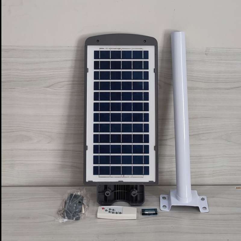 Promo Solar Street Light Lampu PJU 60W LED solar panel putih FC-60W ...