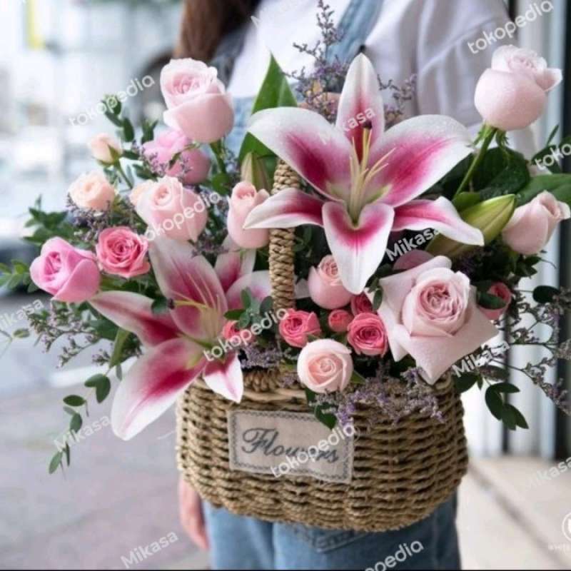 Promo New Vas Bunga Keranjang Bunga Lily Mawar Cantik Wangi Diskon 10% ...