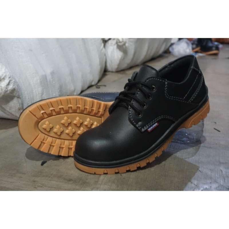 Promo CREWGER Sepatu Safety Edmundo Sol Karet Anti Sep dan Tidak Licin ...