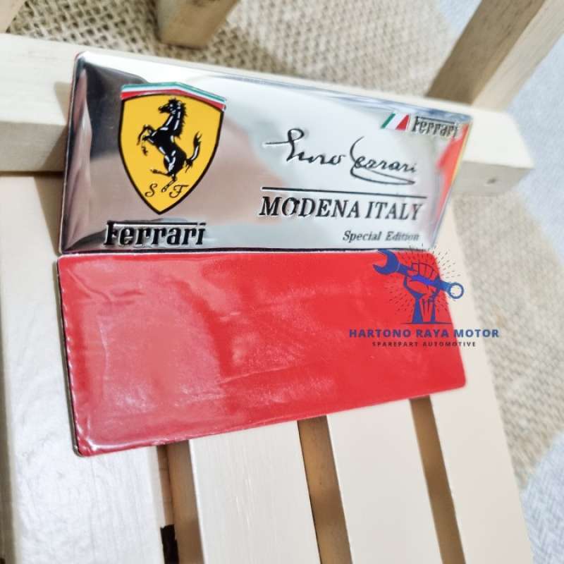 Promo Emblem 3d Sticker Logo Ferrari Sticker Plat Logo Mobil Ferrari ...