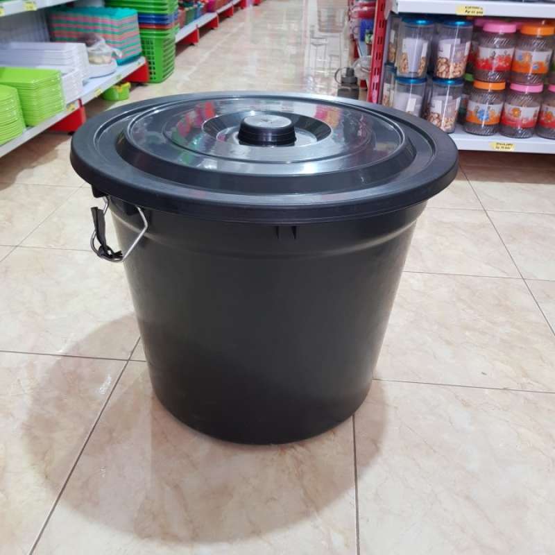 Jual Ember Tutup Plastik/ember 60 Liter Hitam Di Seller Nona-ceria ...
