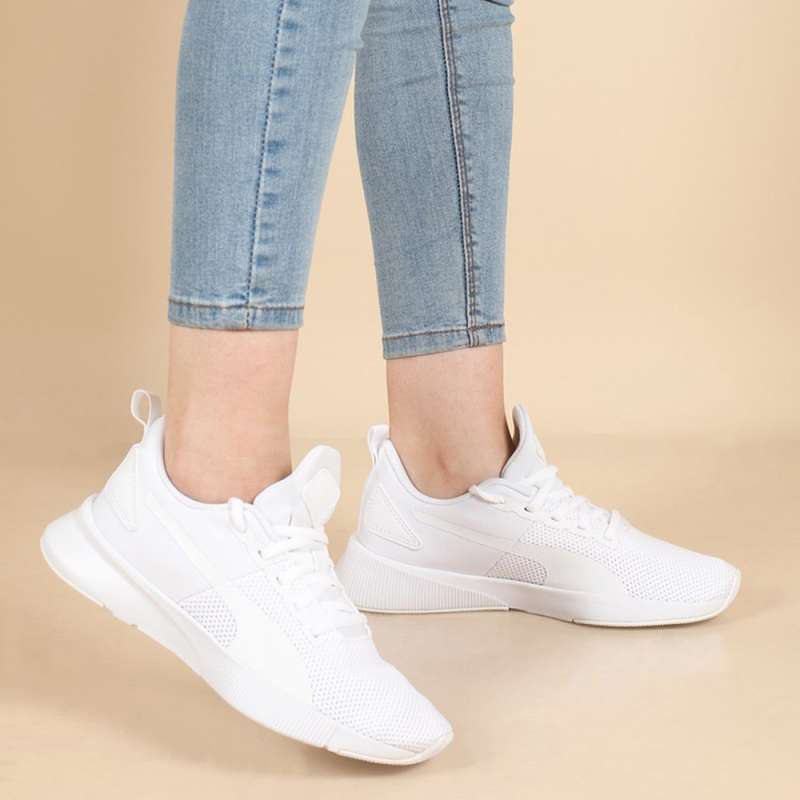 Promo Sepatu Lari Puma Flyer Runner Unisex Running Shoes White 19225741 ...