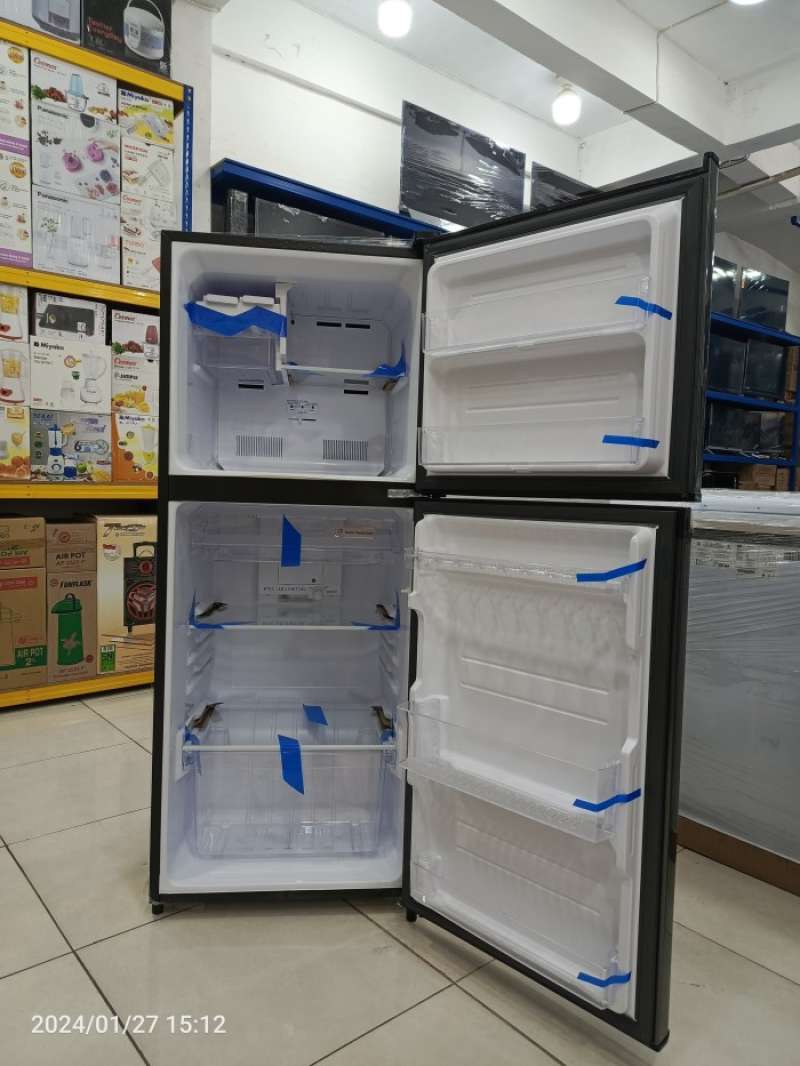 Promo Kulkas 2 Pintu Sharp 236 Mn Hs Ice Twist Rak Kaca Tanpa Bunga Es ...