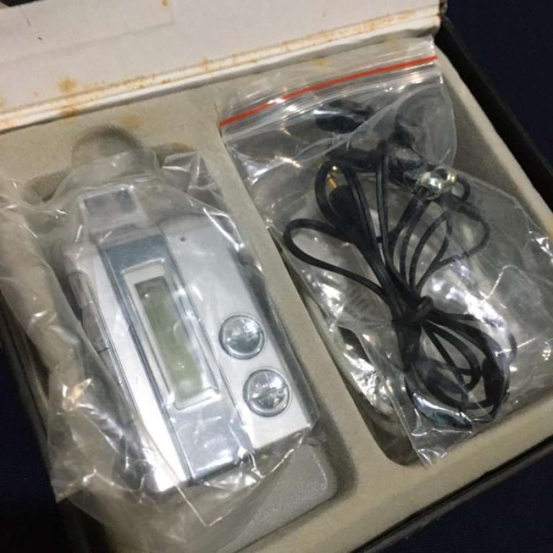 Jual Mp3 Player Jadul Vintage Nos Lengkap Dengan Headset Dan Usb Di ...