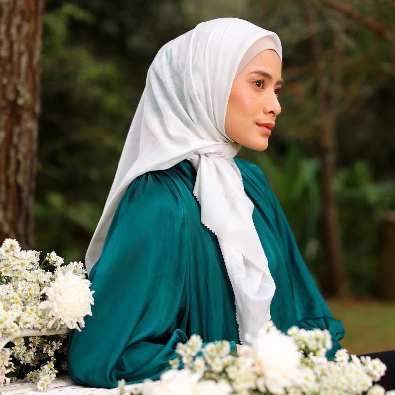Promo Shafira Imperfect Everly Printed Scarf | Hijab | Kerudung Segi ...