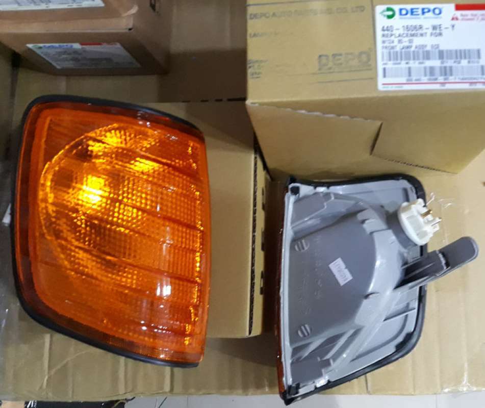 Promo Corner Lamp Lampu Sen Mercedes E-class Baby Benz W124 Yellow ...
