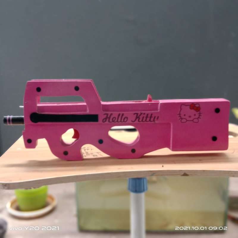 Jual Mainan Replika Senjata Kayu/p90 Peluru Karet Gelang Di Seller ...