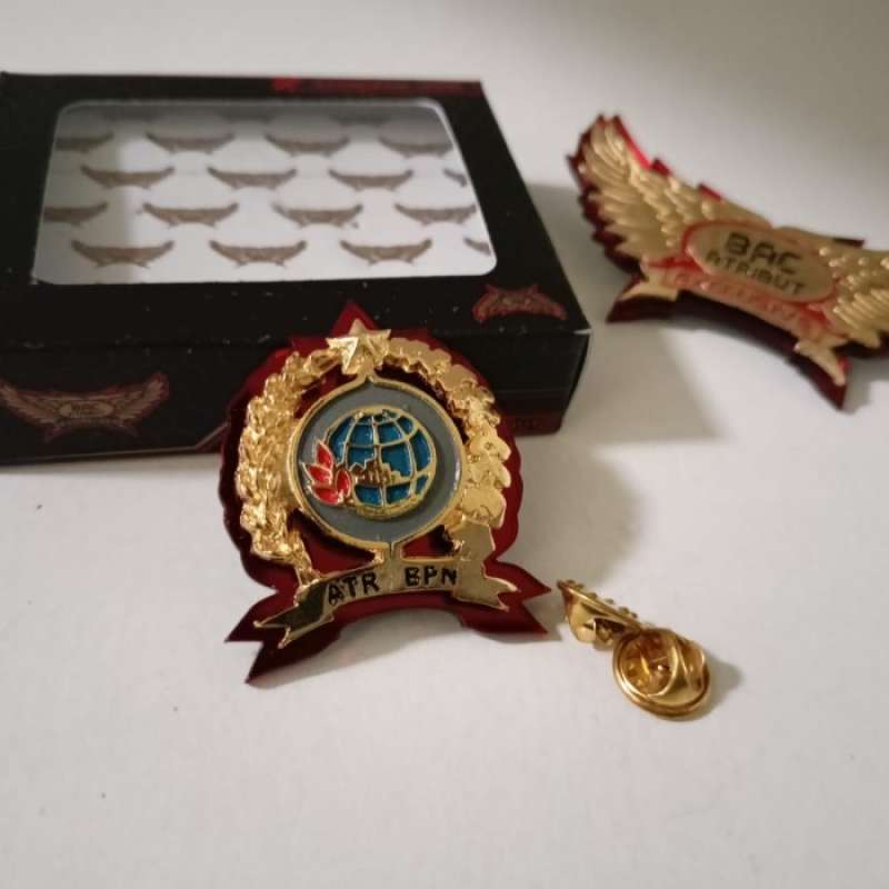 Jual Pin Eselon Atr Bpn Cat Abu - Magnet - Paku Di Seller Velvet Store ...