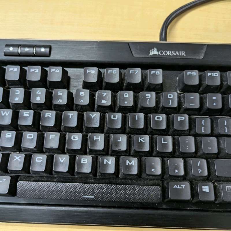 Jual Keyboard Corsair K95 Platinum Brown Key Terawat Jarang Di Pakai ...