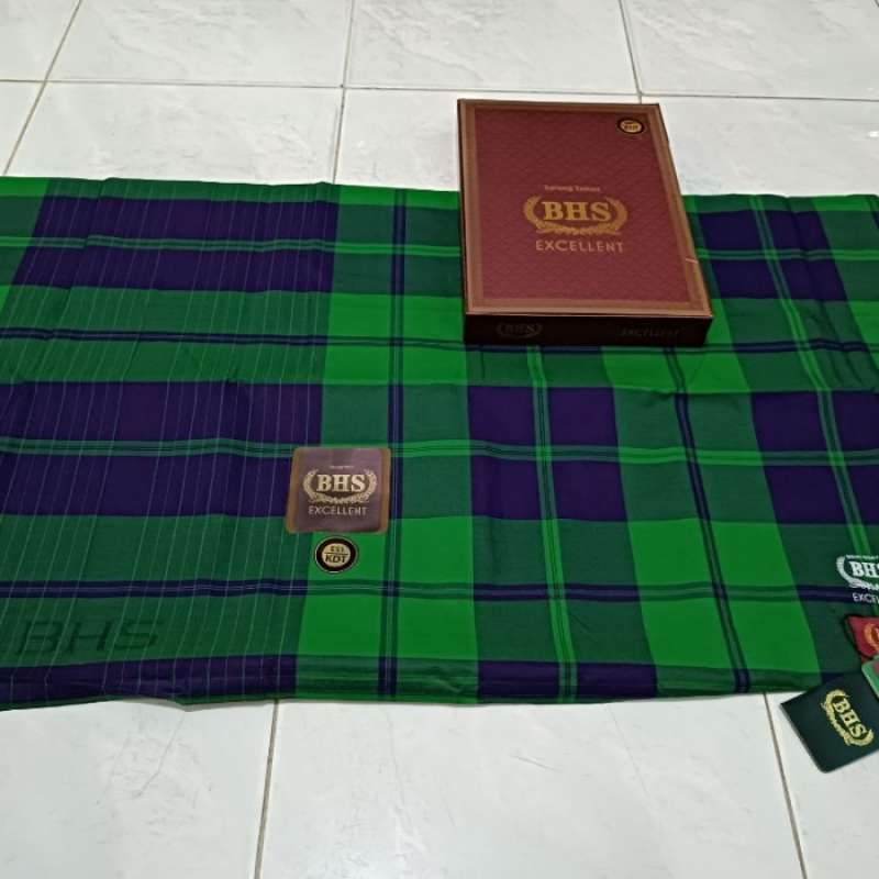 Jual Sarung Bhs Kdt Motif Kotak Jadul Original Di Seller Aghanim ...