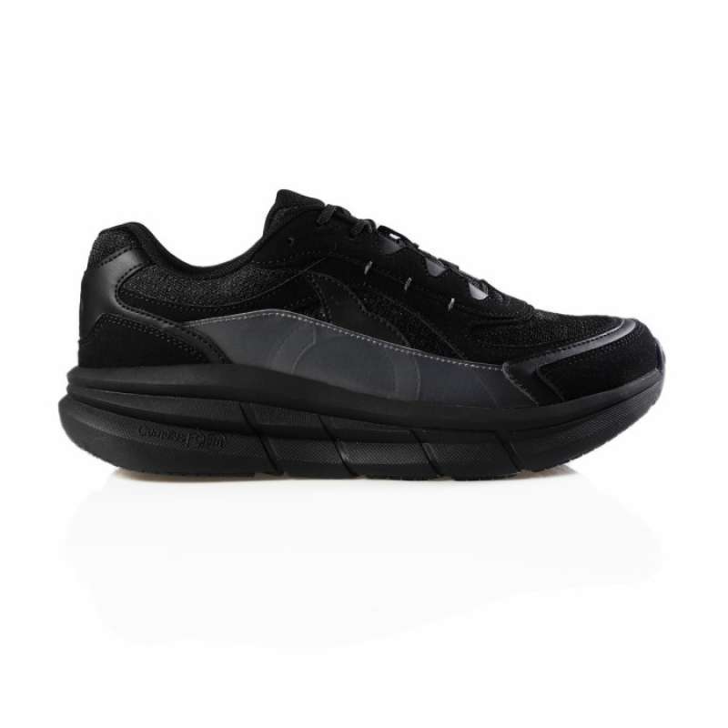 Jual Sepatu Sneakers Ortuseight Octagon - All Black - 42 Di Seller ...