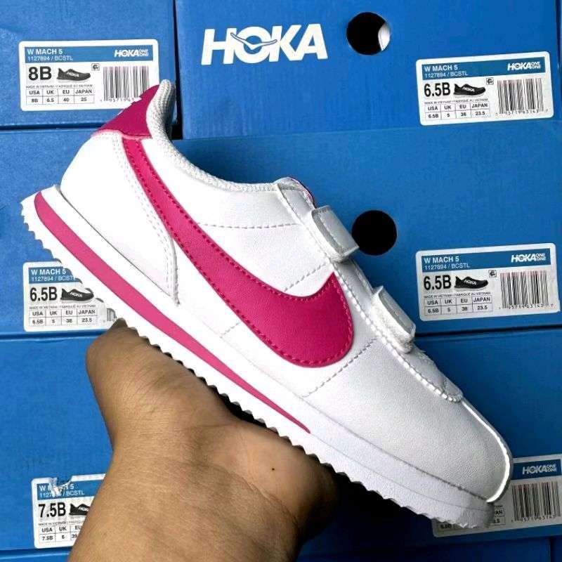 Lifestyle Sporty Shoes Wanita Original - Harga & Model Terbaru Juli ...