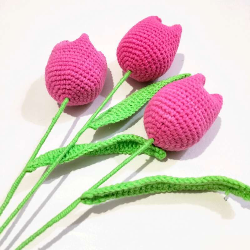 Jual Tulip Flower Handmade Crochet / Bunga Rajut Tulip Di Seller Liely ...