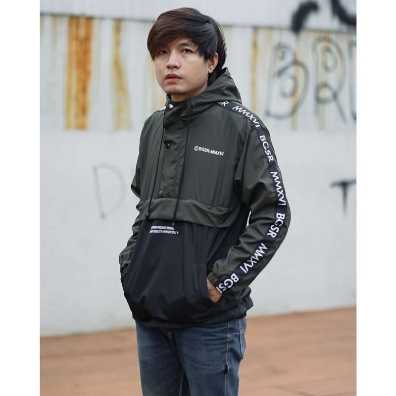 Promo Jaket Pria Cagoule List Parasut 3d Jaket Parasut Waterproof Bgsr - L Hijau Diskon 10% Di ...