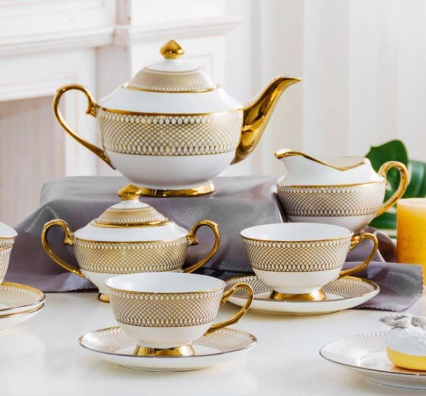 Promo Sophia Teapot Set Gold / Teko Cangkir Tea Time Emas Mewah Isi 4 ...