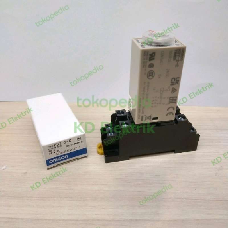 Promo Mini Timer Omron H3y-2-c 30s 24vdc + Socket Omron Pyfz-08 ...