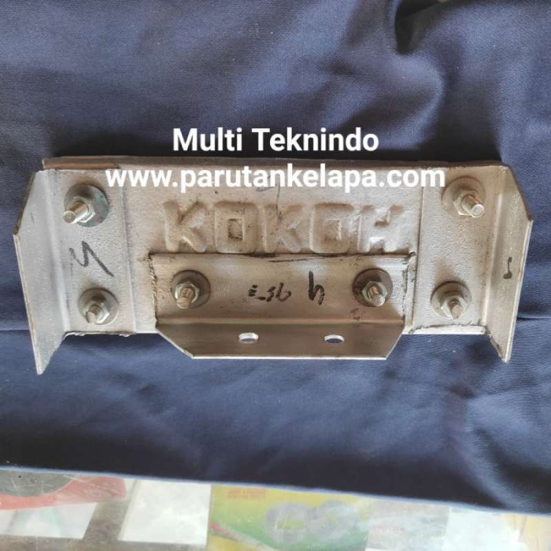 Jual Plat Dinding Belakang Parutan Kelapa / Parut Kelapa Di Seller ...
