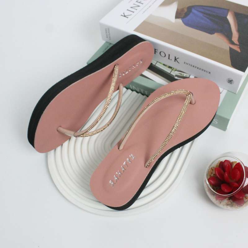sandal jepit wedges kekinian