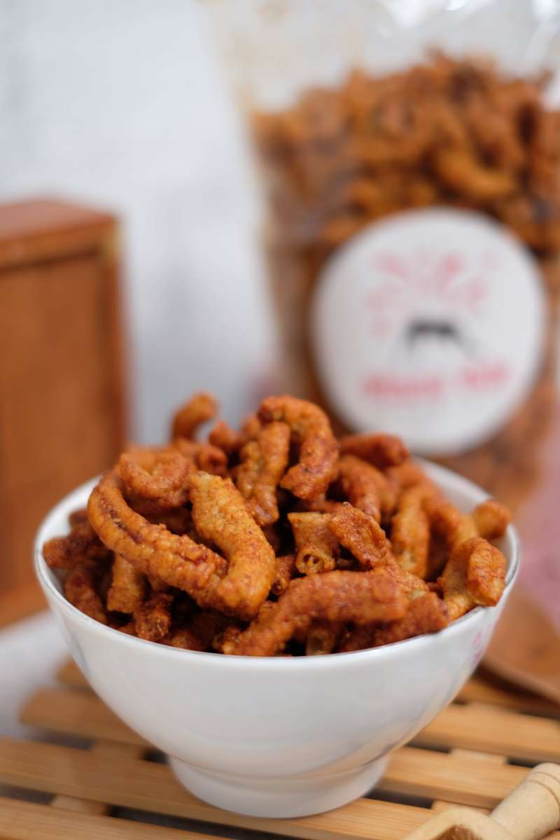 Jual Macaroni Mang Ade Keripik Usus Krispy Kemasan Besar 1kg Di Seller ...