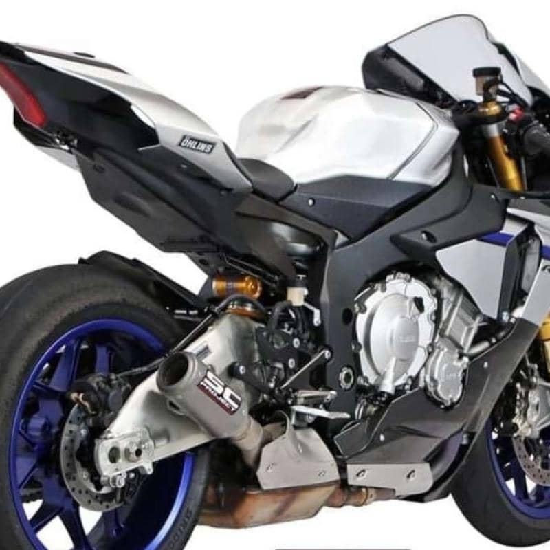 Spesifikasi Yamaha R1M, Motor Sport Keren Versi Terjangkau - Blibli Friends