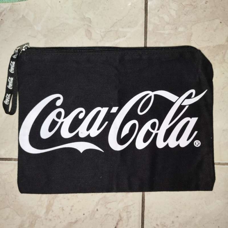 Promo Zipper Pouch Coca-cola Pouch Kantong Serbaguna Ukuran Sedang ...