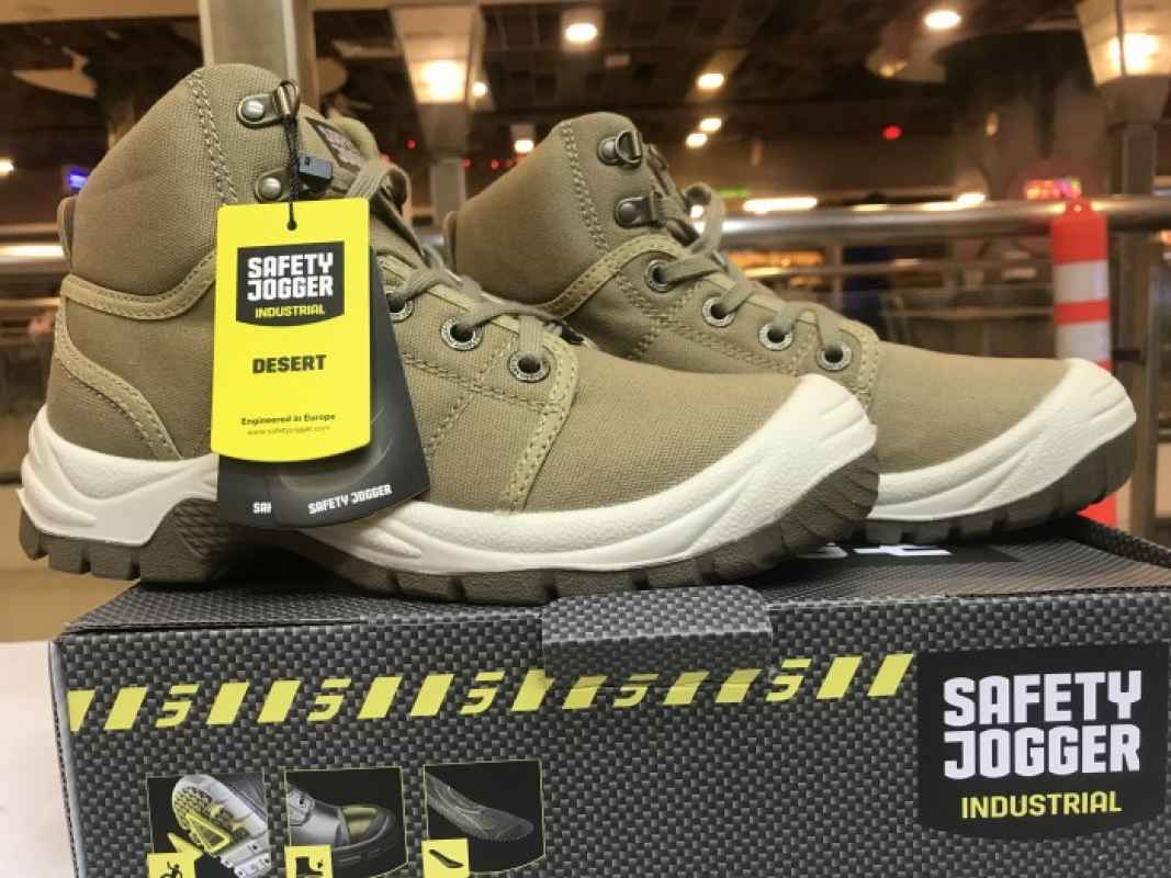 Promo Sepatu Safety desert brown Diskon 23% di Seller CV. Vieto Samaria ...