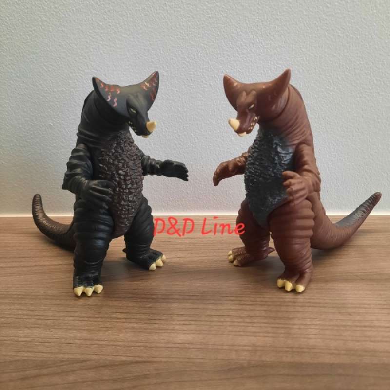 Promo Monster Ultraman Gomora Kaiju Ultra Gomora Figure - Foryou ...