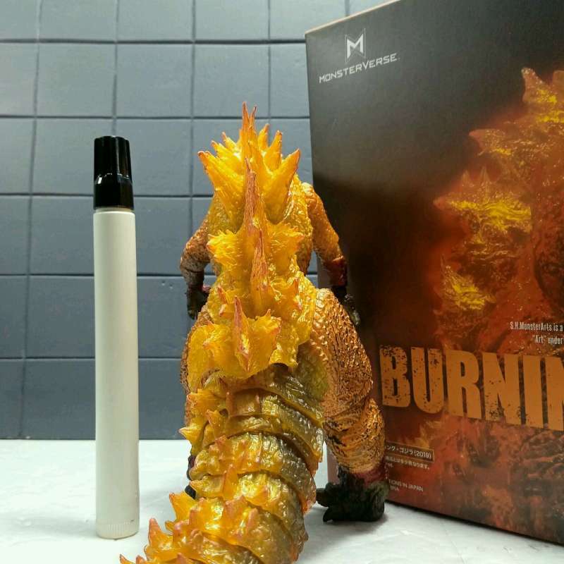 Jual Mainan Action Figure Burning Godzilla King Of The Monsters By Neca Ultimate Tinggi Sekitar ...