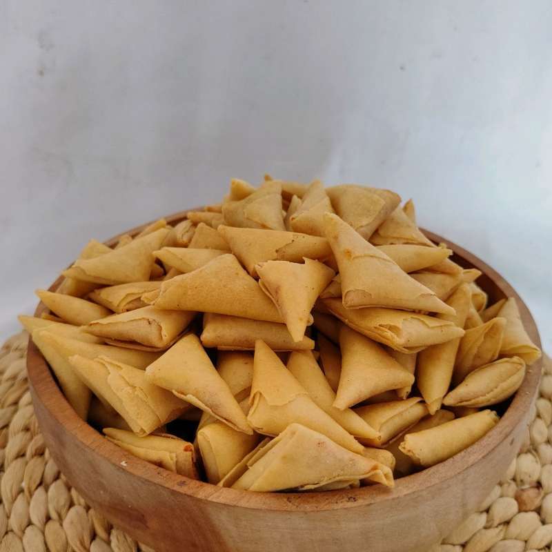Promo [500gram] Samosa Kering Isi Abon Ayam Pedas Manis - 500gr ...