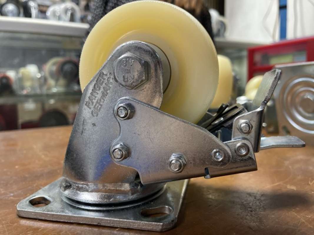 Promo Roda Nilon 4 inch Heavy Duty Ranger Germany (Putar+Rem) Diskon 23 ...