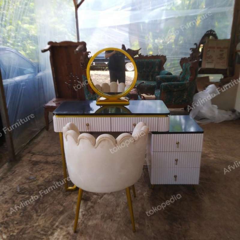 Jual Meja Rias Minimalis Modern Custom Kaki Besi Di Seller Afvlindo ...