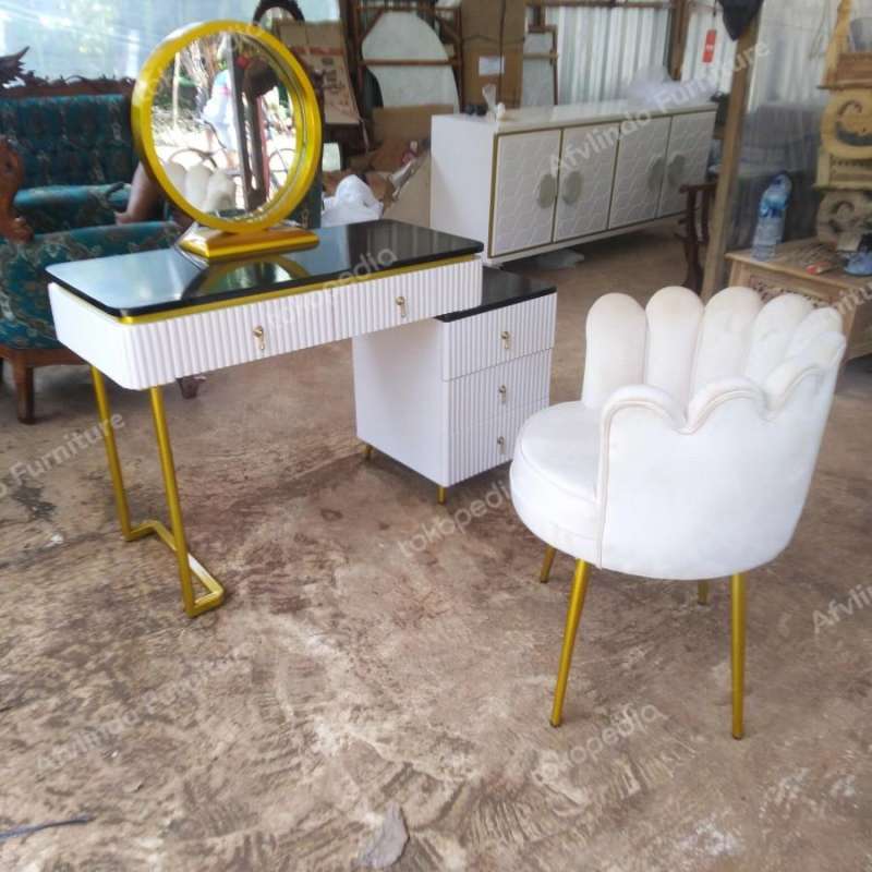Jual Meja Rias Minimalis Modern Custom Kaki Besi Di Seller Afvlindo ...