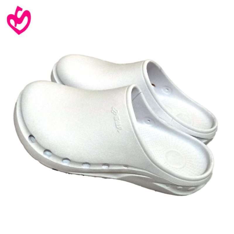 Jual Sandal Kodok Viral Model Terbaru & Kekinian - Harga Diskon Maret ...