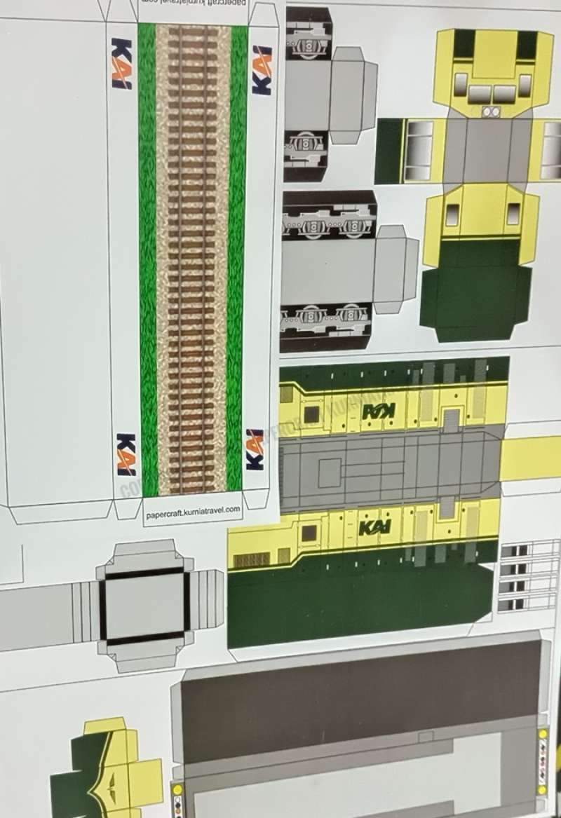 Promo Pola Papercraft Lokomotif Cc 201 Livery Vintage Skala 87 Diskon 9 ...