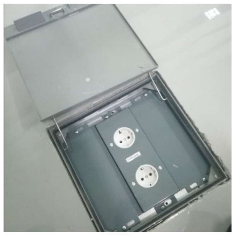 Promo MK Service Outlet Box + 4 stok kontak + 1 HDMI + 1 data cat6 ...