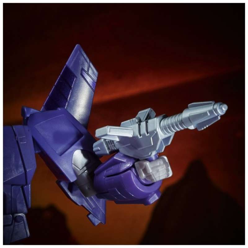 Promo Transformer WFC Kingdom Voyager WFC-K9 Cyclonus TFOF0692 Hasbro ...