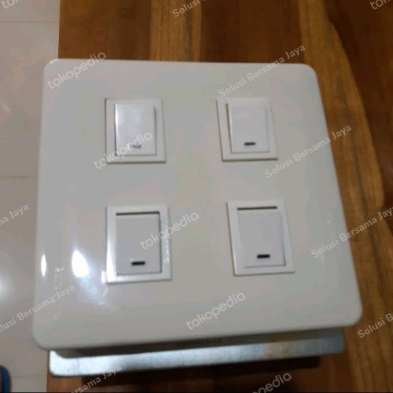 Promo GRID SWITCH 4 GANG ATAU SAKLAR 4 GANG PANASONIC FULL COLOR - TOKOSEPULUH10 Diskon 50% di ...