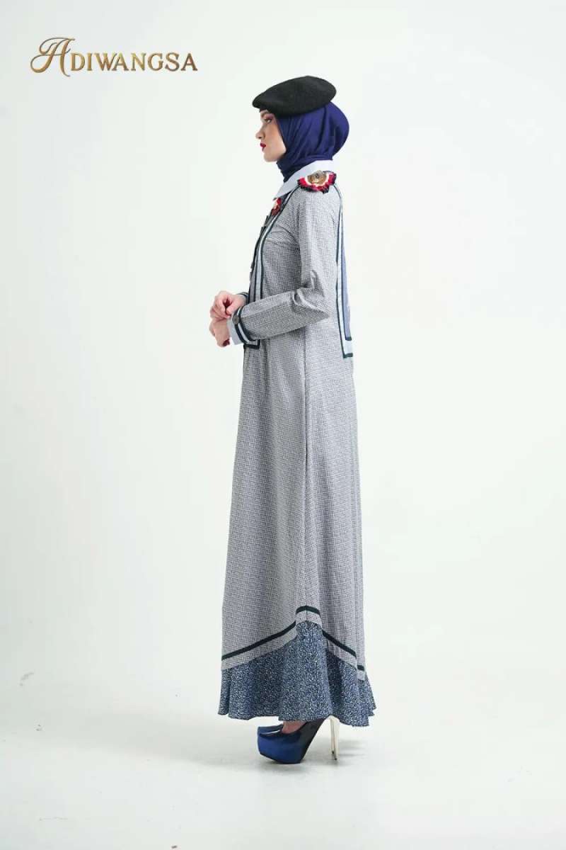Jual Tuneeca Abaya Fiona - T-0324005, Ukuran Pakaian M Di Seller ...