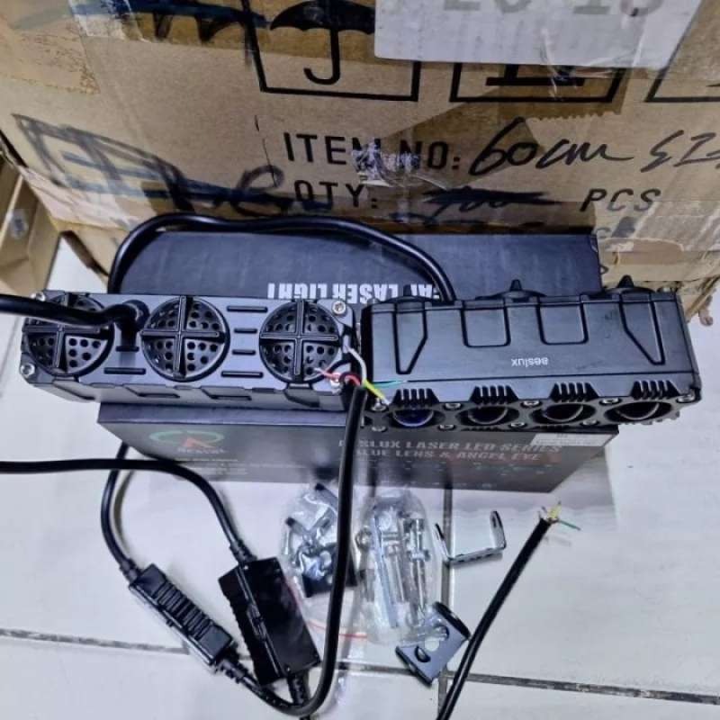 Promo Lampu Sorot Sql 4 Mata Aeslux Mini Proji Devil Eyes Red & Ice ...