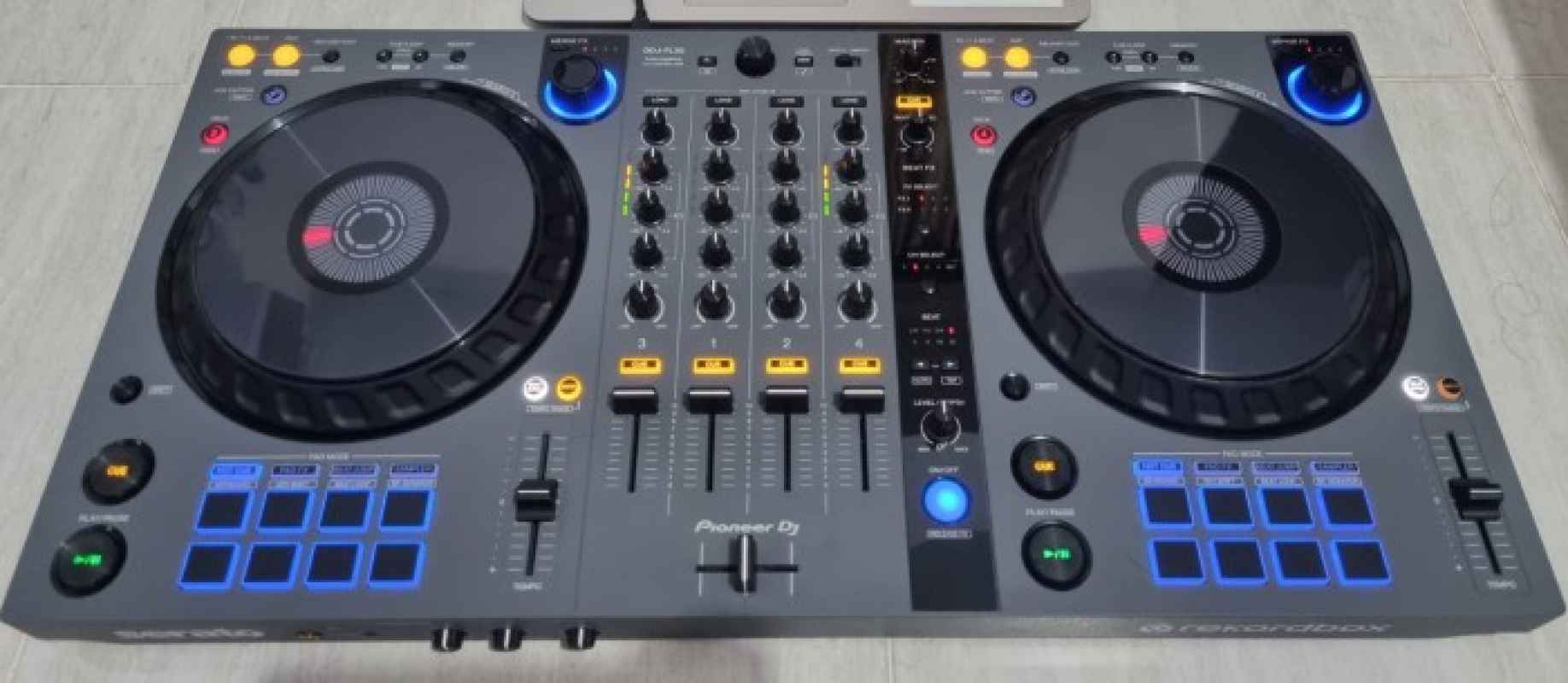 Jual Alat Dj Pioneer Ddj Flx6 Gt Fullset Garansi Feb 2024 Flx 6 ...