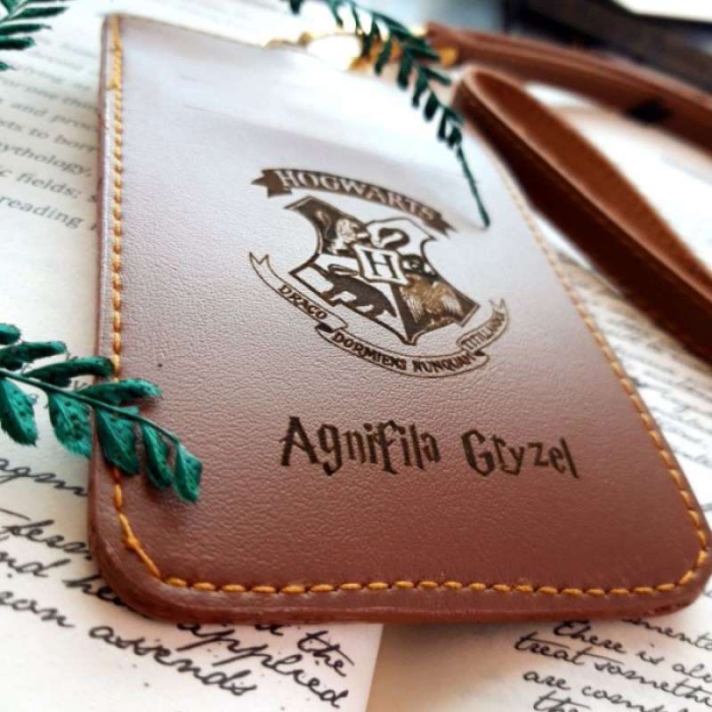 Jual Premium !! Name Tag Kulit Id Card Holder Lanyard Harry Potter ...