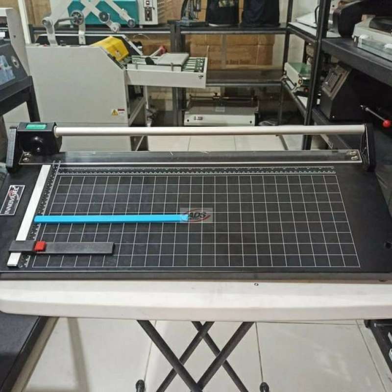 Jual Mesin Potong Pemotong Kertas Geser 65cm Innovatec Paper Slider ...