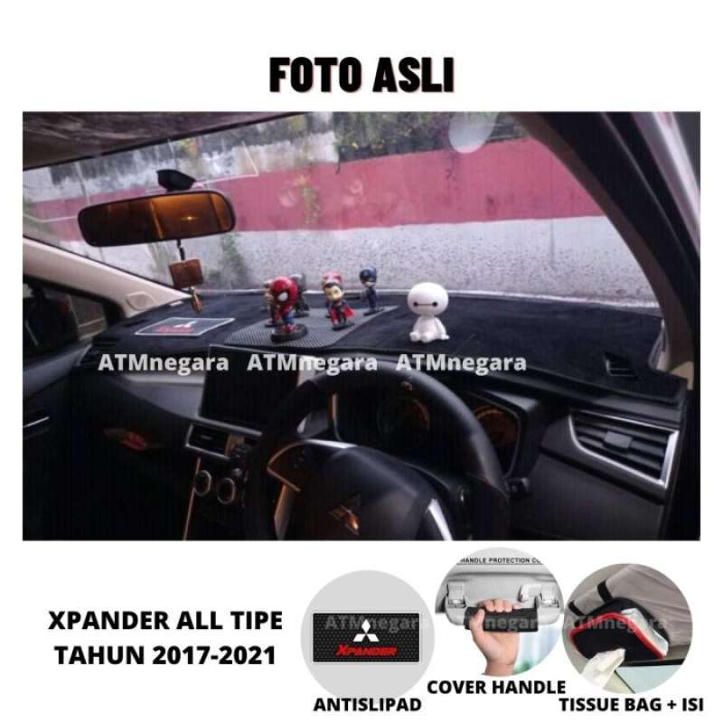 Promo Aksesoris Cover / Karpet Dashboard Mobil Mitsubishi Xpander - List Putih, Bonus Tissuebag ...