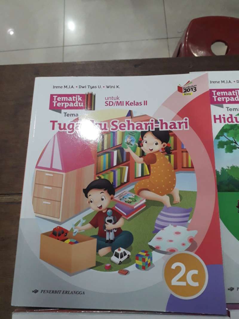 Promo Buku Tematik Terpadu Kelas 2c Erlangga Revisi Diskon 23% Di ...