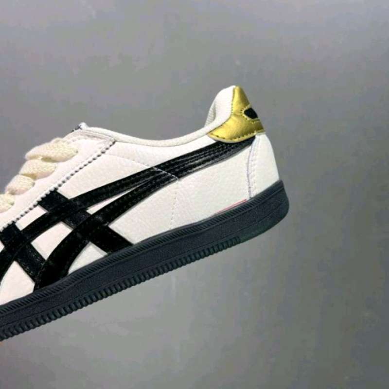 Promo Sepatu Onit Tokuten White Black Bnib - 44 Diskon 50% Di Seller ...