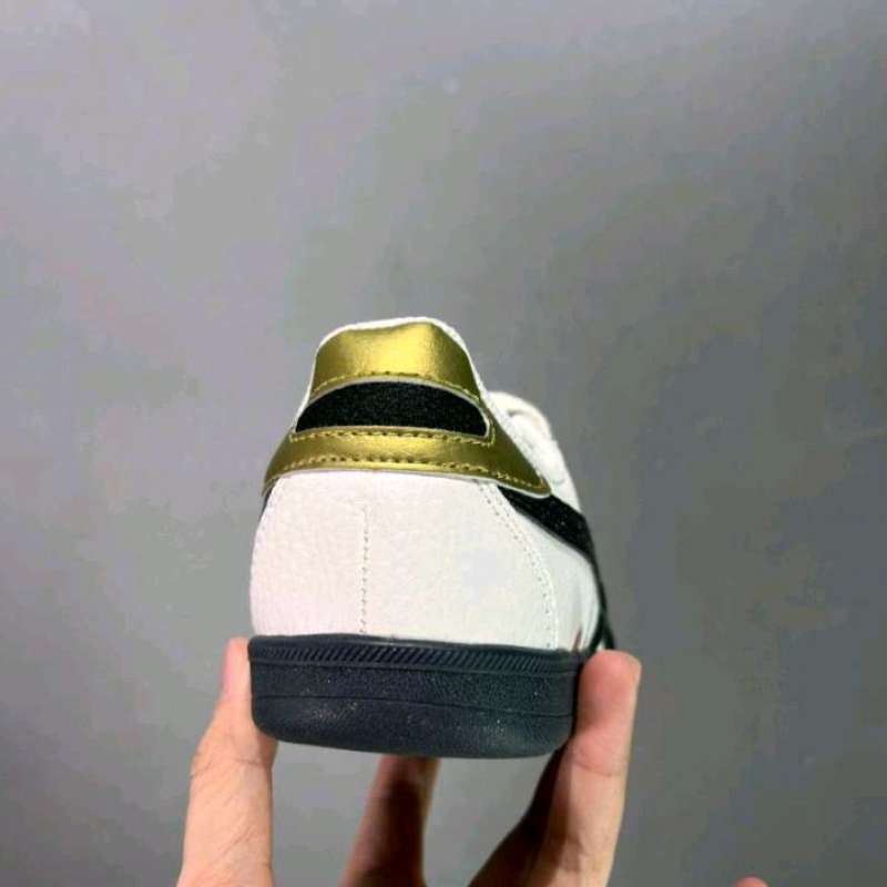 Promo Sepatu Onit Tokuten White Black Bnib - 44 Diskon 50% Di Seller ...