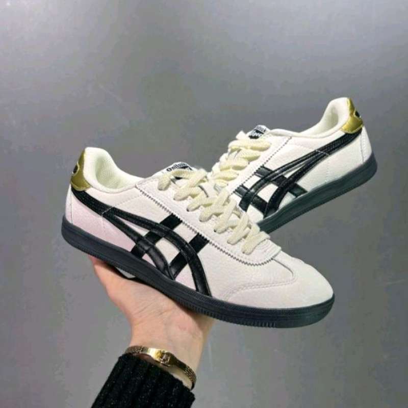 Promo Sepatu Onit Tokuten White Black Bnib - 44 Diskon 50% Di Seller ...