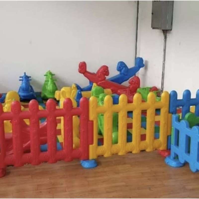 Promo Pagar Playground Colorful Anak Pengaman Play Fence Pembatas Arena ...