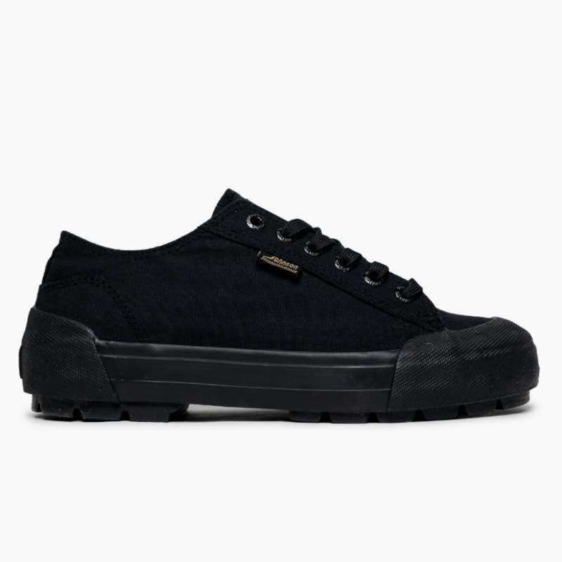 Jual Sepatu Sneakers Johnson - Star Lowcut (lc) All Black - 41 Di ...